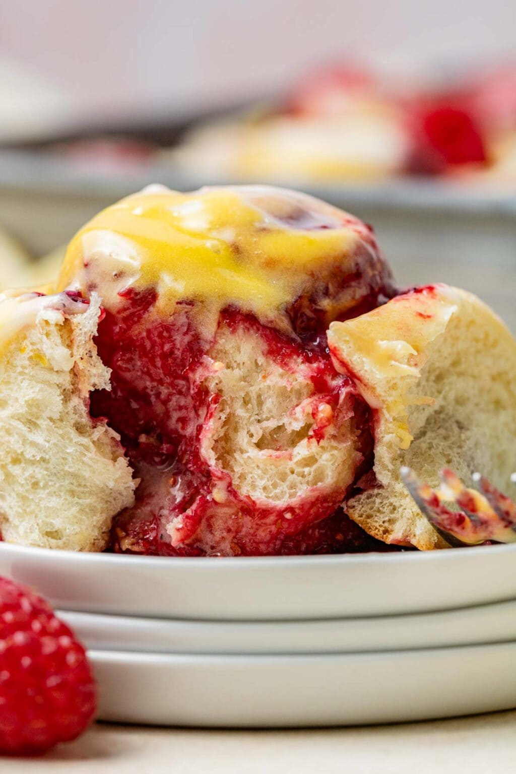 Lemon Raspberry Rolls Sift With Kima